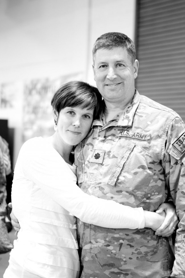 Lieutenant Colonel Lee Comes Home | Photography by Nikki Cole